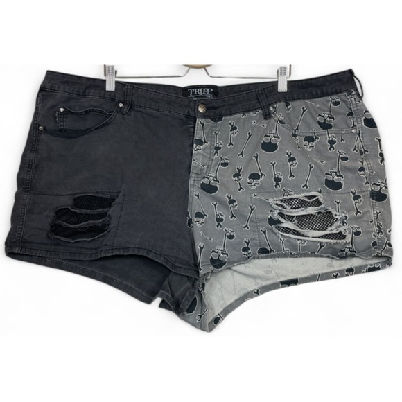 Tripp nyc | Shorts | Tripp Nyc Daang Goodman Shorts Womens 26 Skulls ...